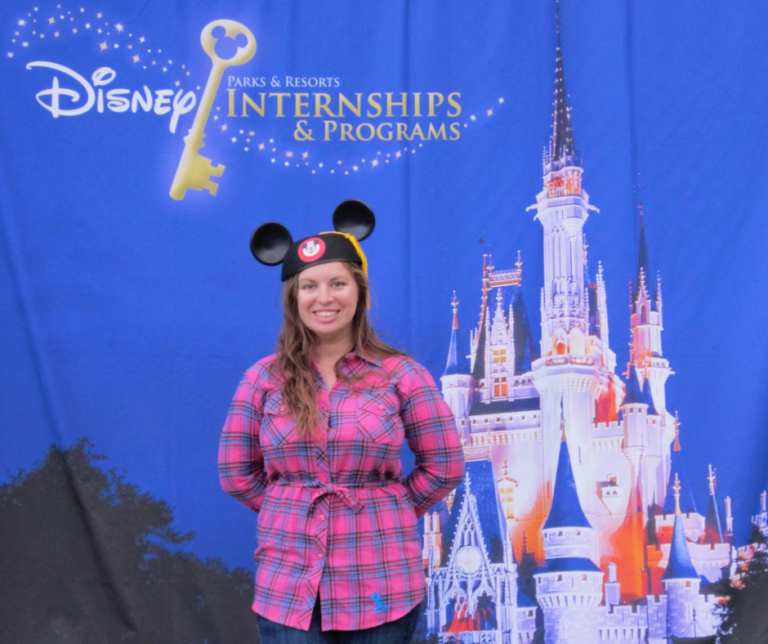 A Guide to the Disneyland College Program - LA Dreaming