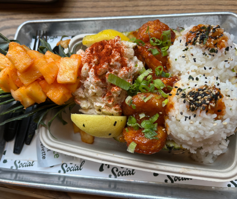 A Guide to Food Halls and Food Markets in Los Angeles