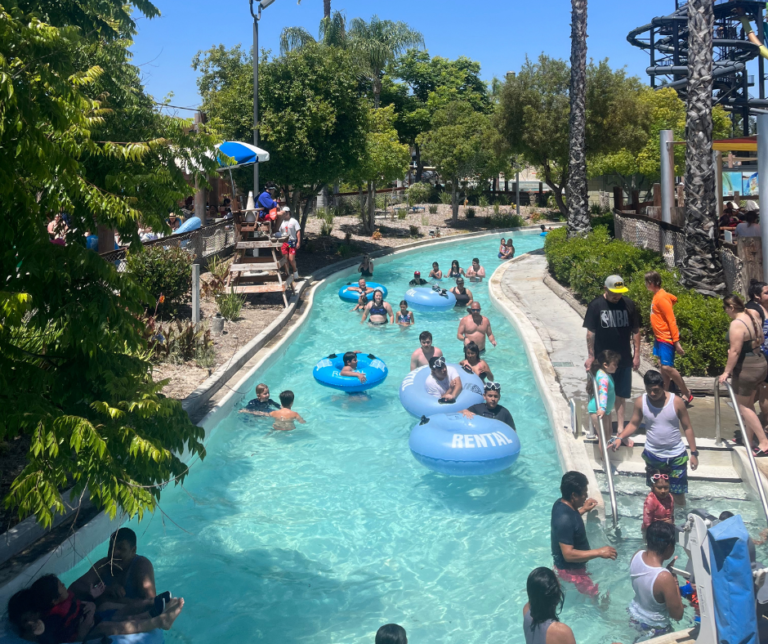 Six Flags Hurricane Harbor in Los Angeles - LA Dreaming